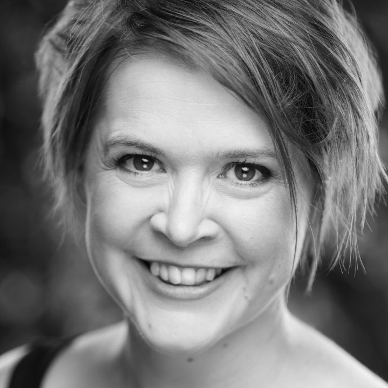 Ruth Bratt – Say So Voices – Voiceover Agency